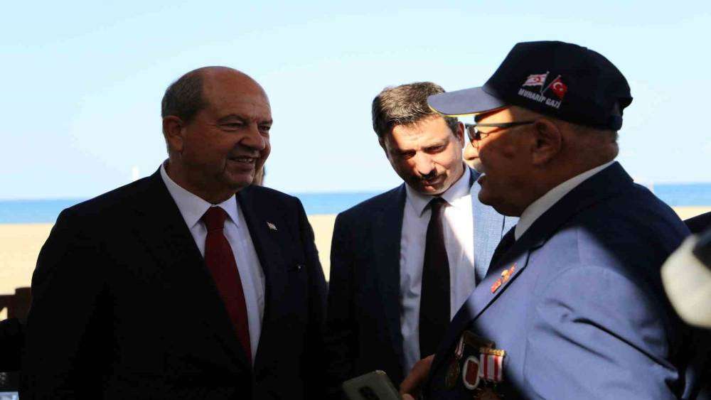 KKTC Cumhurbaşkanı Tatar Giresun’da Kıbrıs Gazileriyle yemekte bir ...