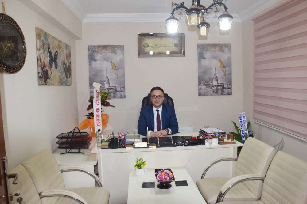 Murakıp Ümit Güler göreve başladı