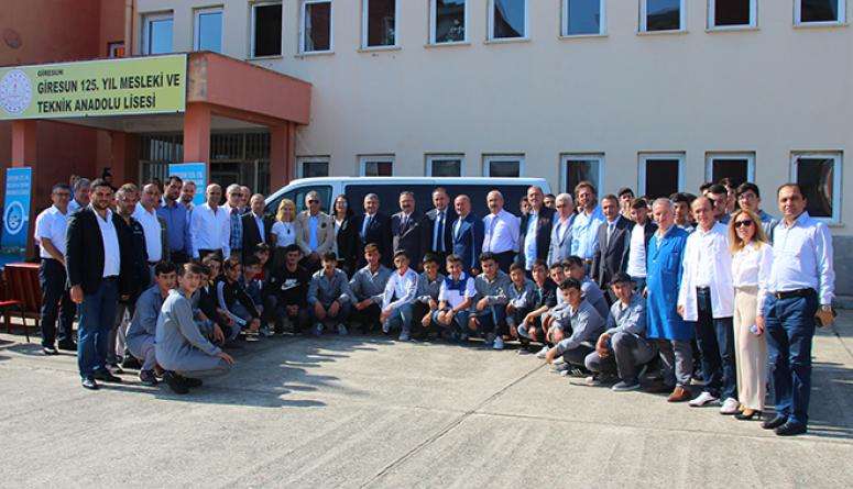 Ustalar Otomotiv’den eğitime destek